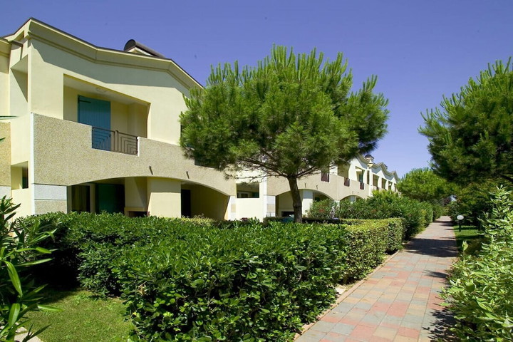 381225 - Bibione