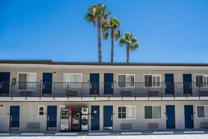 2 Queen Beds Non-smoking - Anaheim