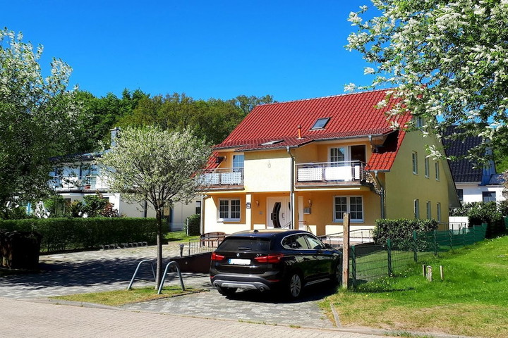 267945 - Binz