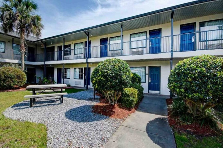 1 Queen Bed Non-smoking - Biloxi, MS