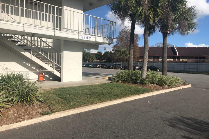 2 Full Beds - Florida