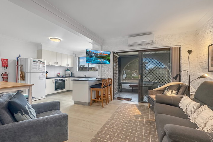 6a8fab953ffee - Narooma