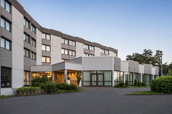 Sunday Hotel Kelsterbach Double Room - Frankfurt