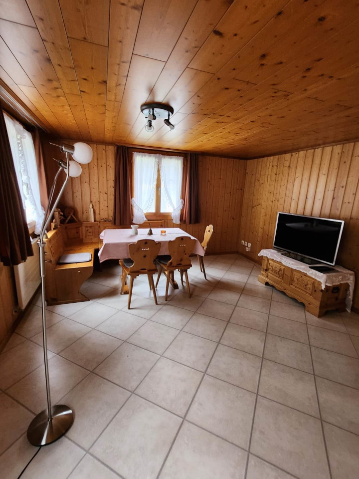 Alpenperle: Ihre 4 1/2 Zimmerwohnung In Isenthal - Stoos