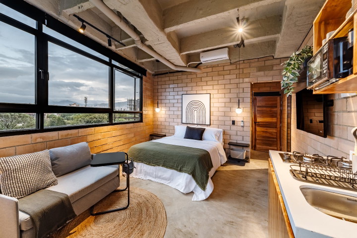 Modern Comfort: A/c, Wi-fi, Prime Location 802 - Medellín