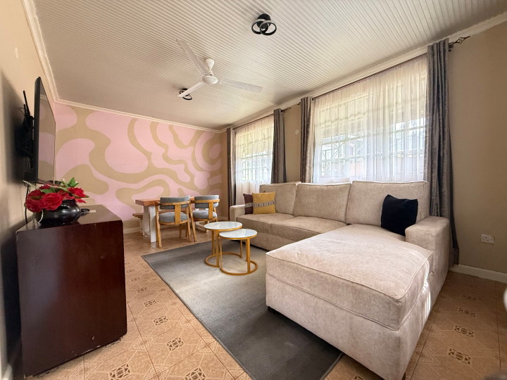 2 Chambres Surélevées  3 Lits, Grand Parking, Patio Avec Jardin - Kenya