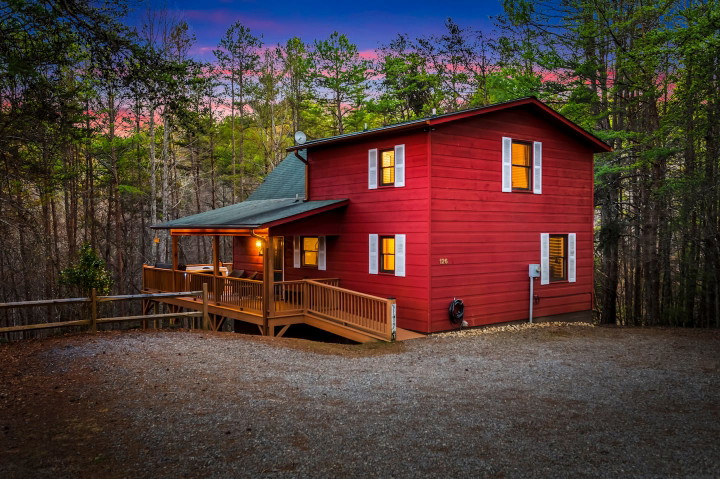 Modern Cabin In Murphy, Nc By Lees Acres - Murphy, NC