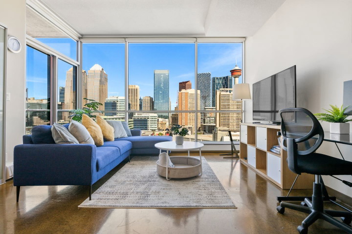 Calgary Tower Views | Balcony | Heated Parking - Calgary