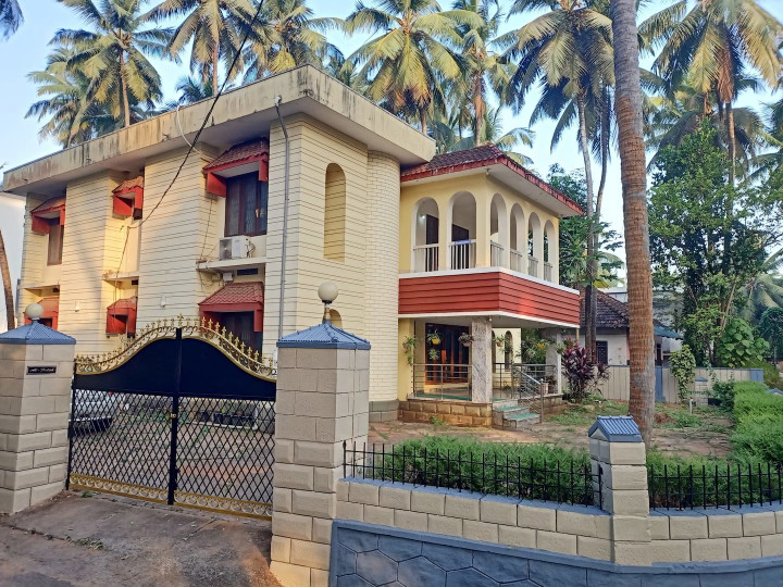 Al Falah Homestay - Kasaragod