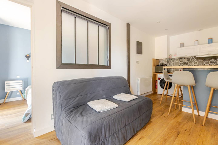 Fully Renovated 2 Bedroom In A Quiet Area - France