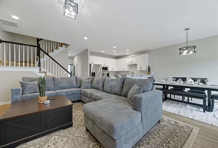 The Meridian: Sunrise Escape | 3br Lakeview - Hampton, VA