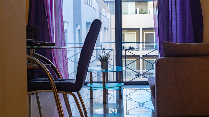 Seaside Apartment Steps From Balluta Bay - Malta