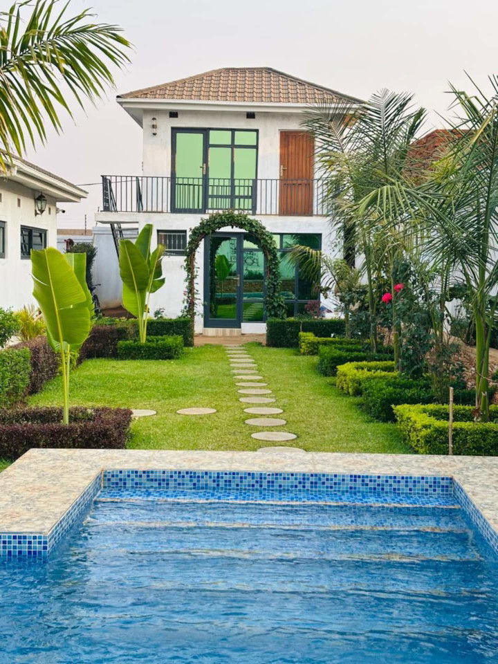 Celestial Homes Area43| Luxury 3br Villa With Pool - Malawi