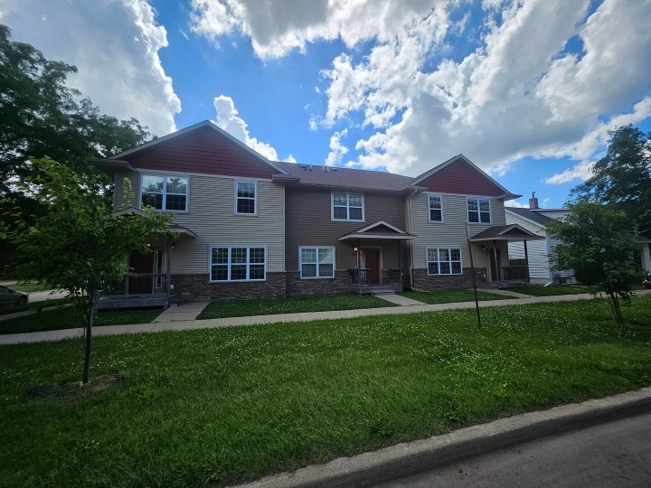Newbo Townhouse - Cedar Rapids, IA