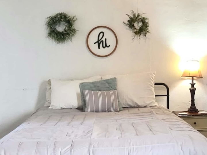 1st Floor Studio-near Dtwn-chore Free Checkout! #4 - Fort Wayne, IN