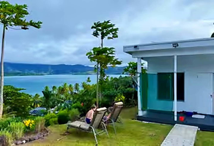 Island Beach Nananu-i-ra Villa Fiji - Fiji