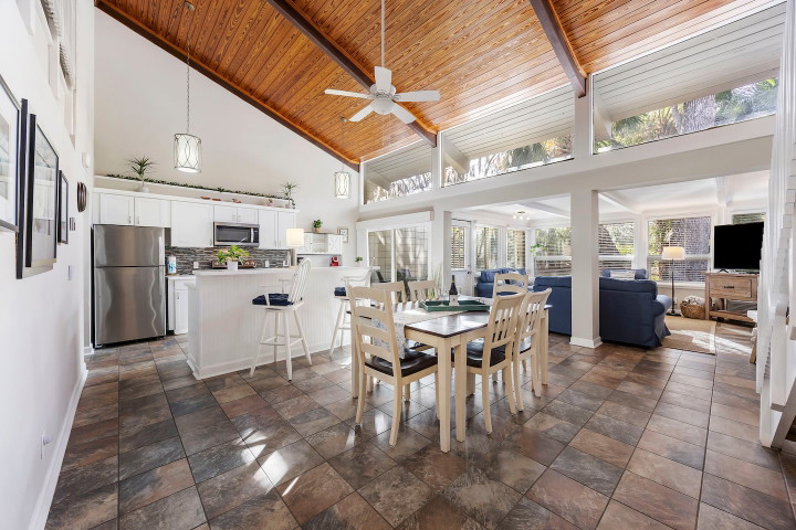 Seapines - Walk To Beach, Free Bikes, Golf View - Bluffton, SC