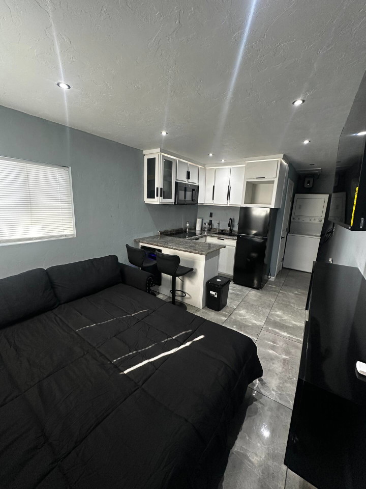 Modern Studio Apartment - Douglas, AZ