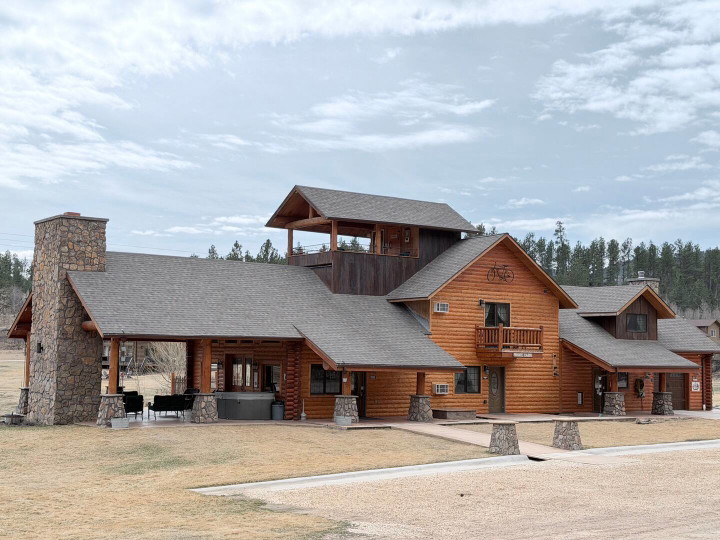 Mickelson Trail Lodge, Nestled In The Valley. - Hill City, SD