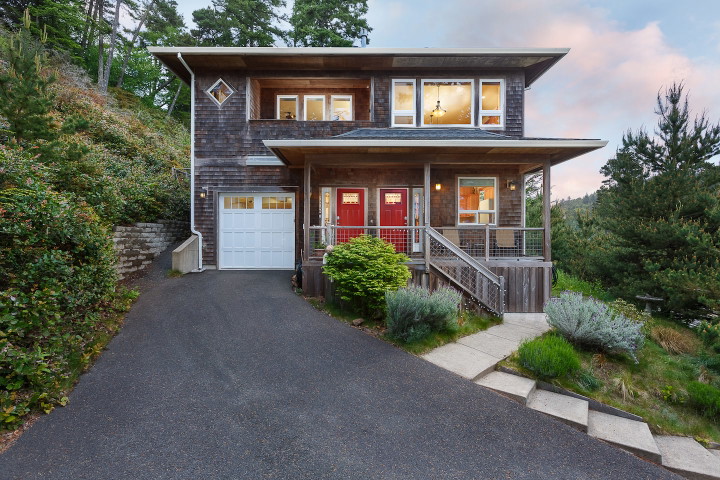 Long Board Loft - Pacific City, OR