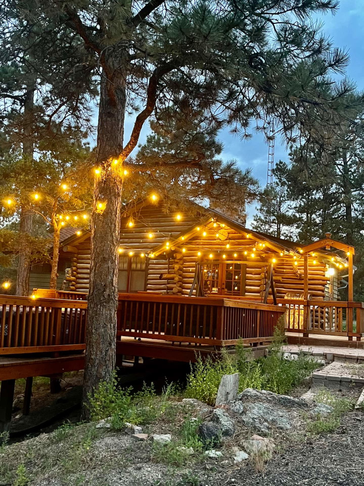 Picturesque Log Cabin In The Woods Of Co Springs - Colorado