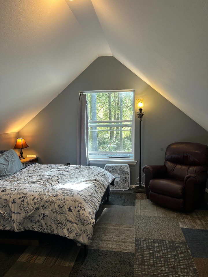 Private Guest Suite + 1/2 Bath: Woodland Escape - Port Orchard, WA