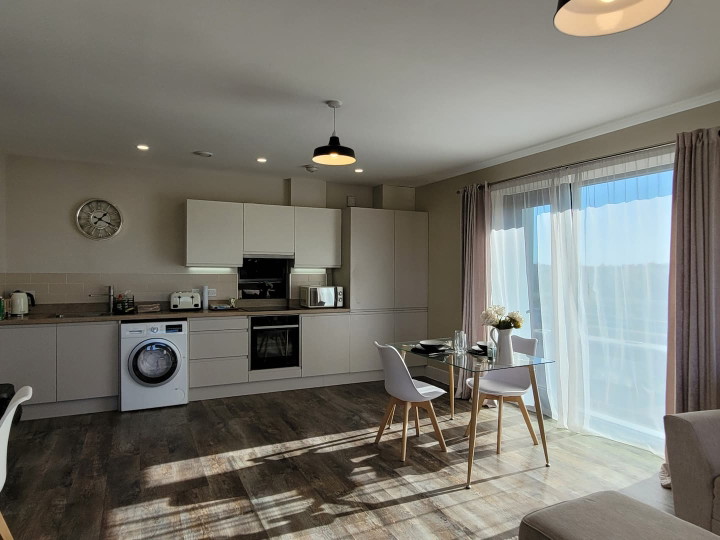 Luxury 1bed Apartment | 1 Min To Station | Parking - Colchester