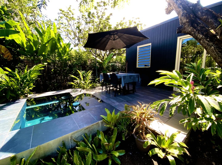 Tiny House By The Beach With Its Private Pool - French Polynesia