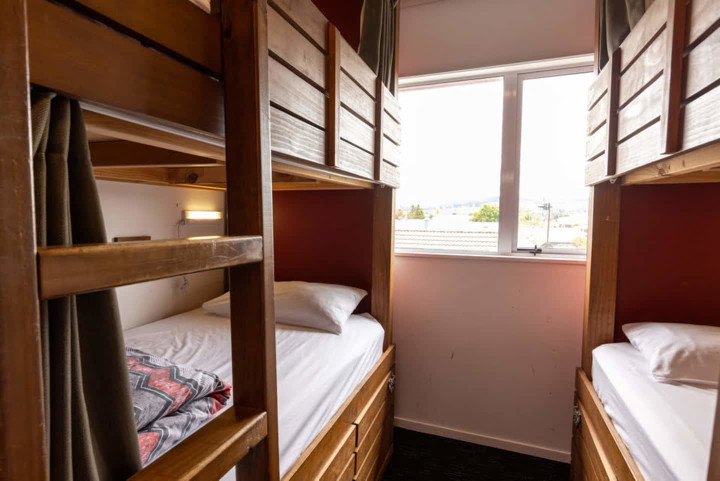 Haka House Entire 8 Bunk Bed Ensuite - タウポ