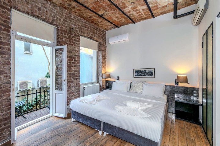 Balcony Suite Sea View Terrace | In The Taksim - Istanbul