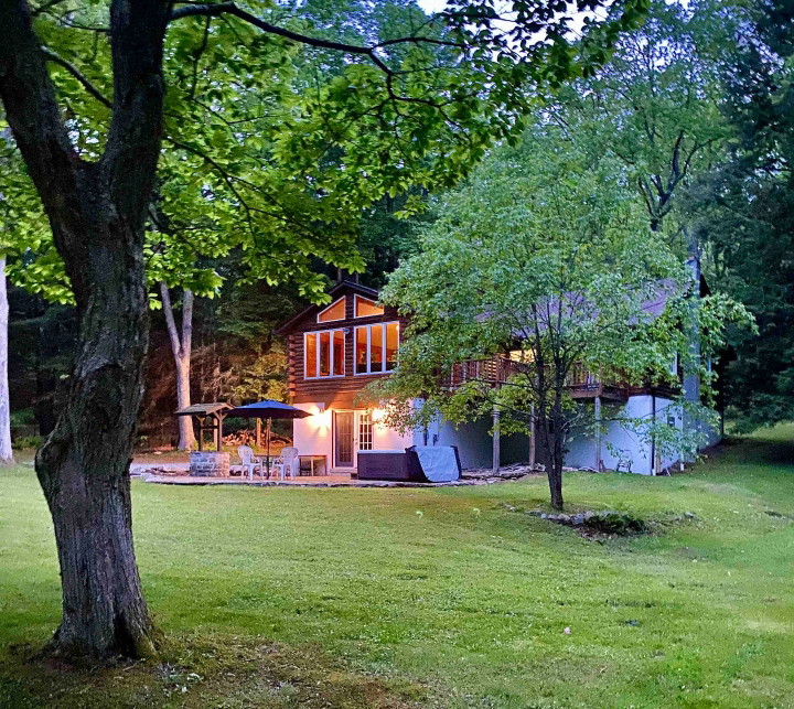 Large Cabin W/ Hot Tub & Pool Table Lazy Bear Lodge - Ohiopyle, PA