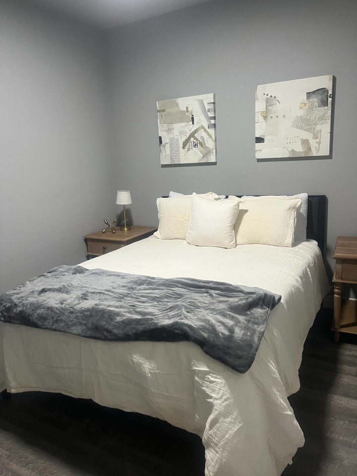 Guesthouse/private Entrance - Burbank, WA
