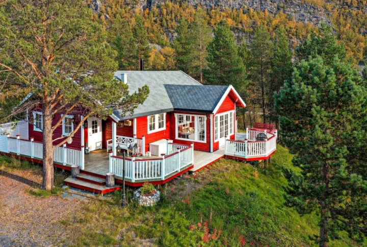 Cabane Dans Les Aurores Boréales - Norvège