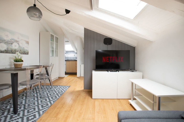 [Free Parking & City Center] Borgo Teresiano Loft - イタリア トリエステ