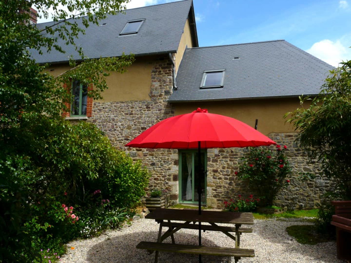 Gîte La Mare Aux Fées, Parc Des Marais Du Cotentin - Manche