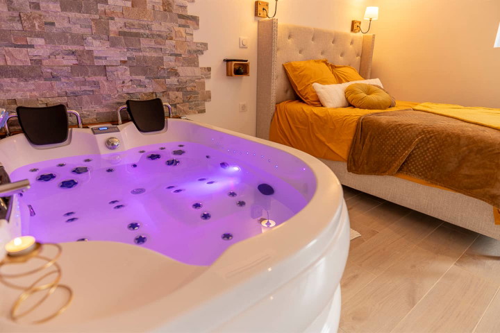 Aux 3 Glands - Nature & Spa - Suite Romantique - Kintzheim