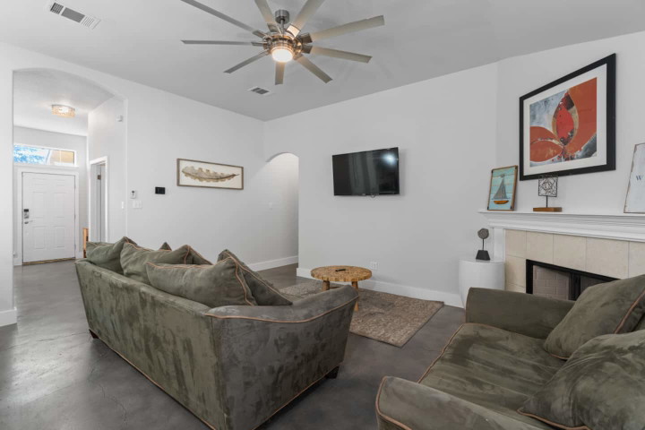 Newly Renovated Home Near Kalahari Resorts - Georgetown, TX