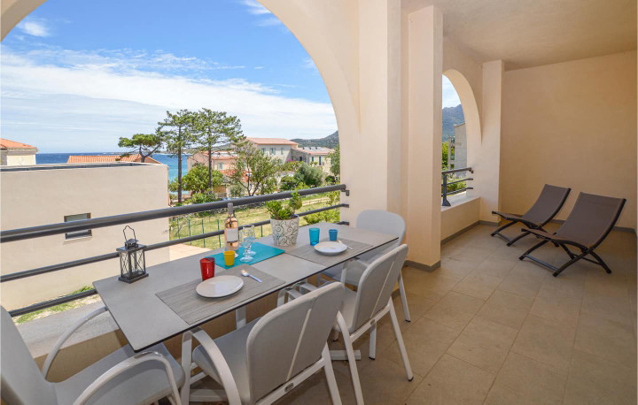 2 Bedroom Nice Apartment In Algajola - Plage d'Aregno - Algajola