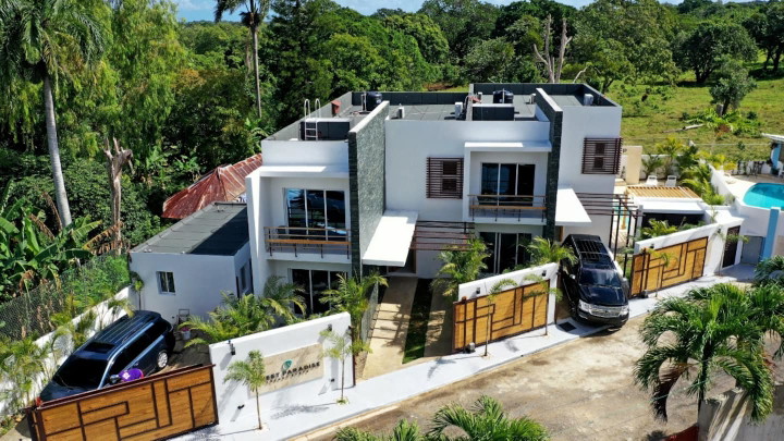 Luxury Villa In Sosua, 8 Bedrooms - Cabarete