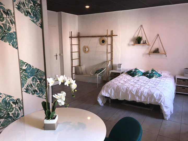 Cozy Studio 50 M From The Port, 1-star Rating - Cassis