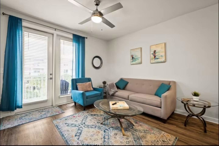 Blue Skies 1 Bedroom 1 Bath Apt - Jacksonville, FL