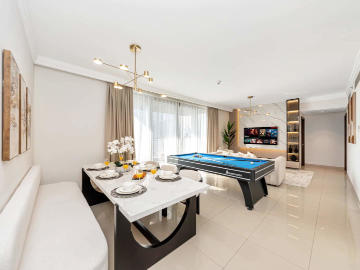 Rv3 | Pool Table | High Floor | Burj Khalifa View - Dubai