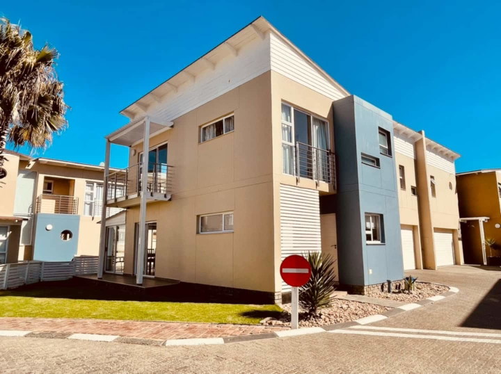 Waterfront Beach House - Swakopmund