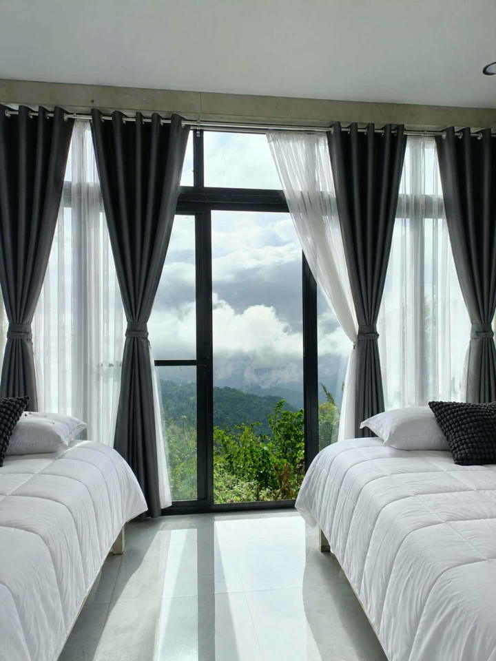 Takas Mountain Peak Guest House - Lobo
