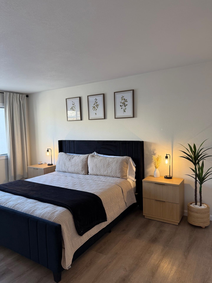 25 Minute Monterey Retreat + Easy Checkout - Salinas, CA