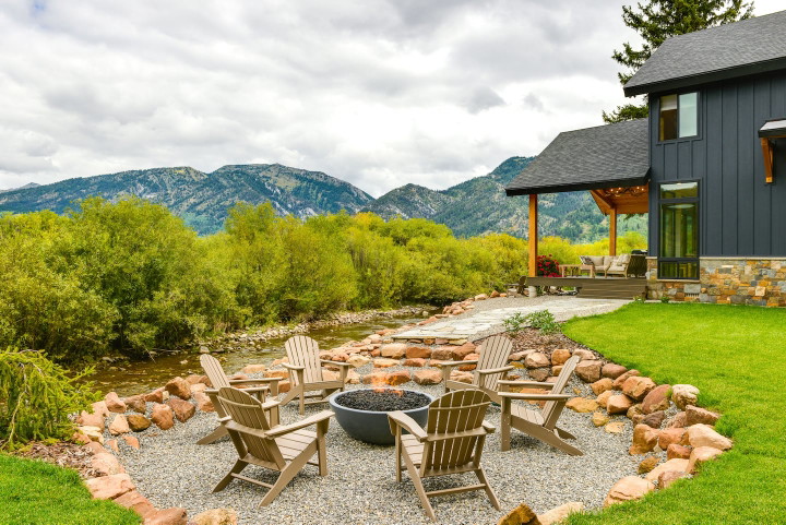 Modern Turnerville Cabin W/ Hot Tub & Scenic Views - Wyoming