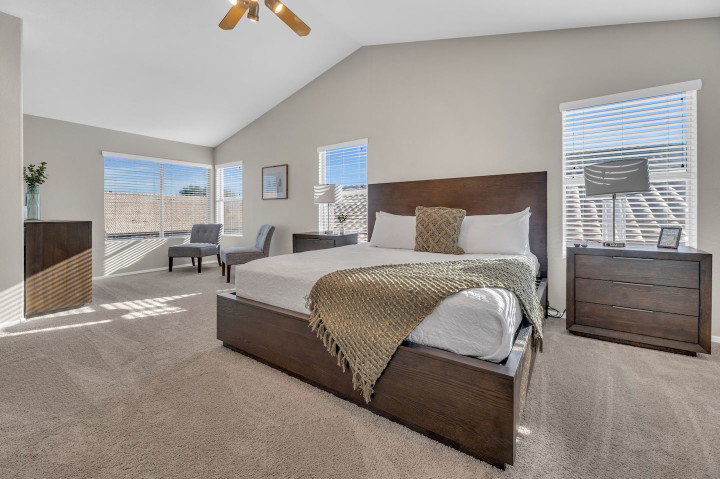 Charming Chandler Home Close To Downtown Chandler - Chandler, AZ