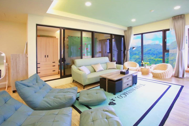 Guangyu Hot Spring Infinity Pool, Unbeatable Mountain View, Sea View, 4-6 People Luxury Vip Room ( - Yilan County