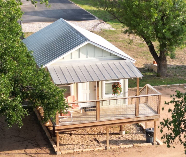 King Cabin #15 Near Guadalupe River - Kerrville, TX