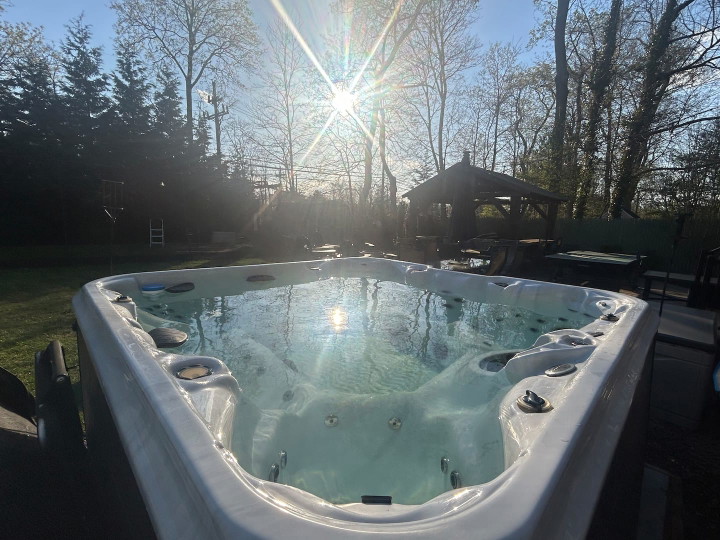 Cozy Morristown Retreat, With Hot Tub And Pergola - Morristown, NJ